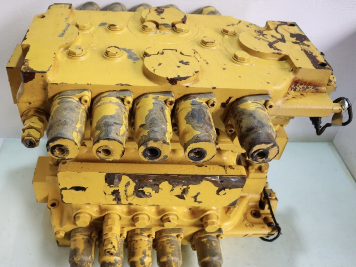 Насос Komatsu Control Valve – комплексное решение